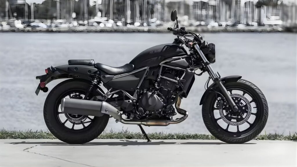 Kawasaki Eliminator 400 - Stylish Cruiser Bike with Comfort, Mileage ...
