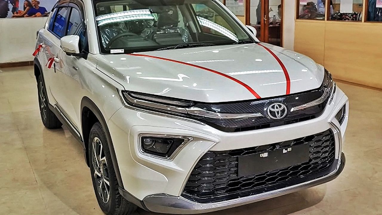 Toyota Hyryder Gets New Tech Package - Features, Price and Variants ...